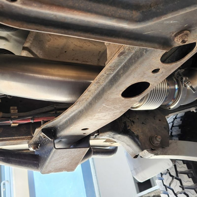 Landcruiser VDJ79 Series Singlecab PRE DPF 4" Side Exit Exhaust